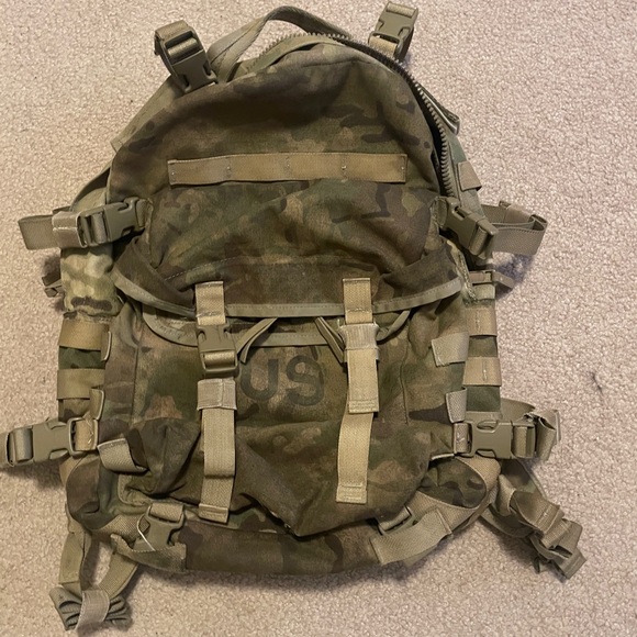 U.S. Army | Bags | Molle 2 Assault Pack Multicam Good Condition | Poshmark